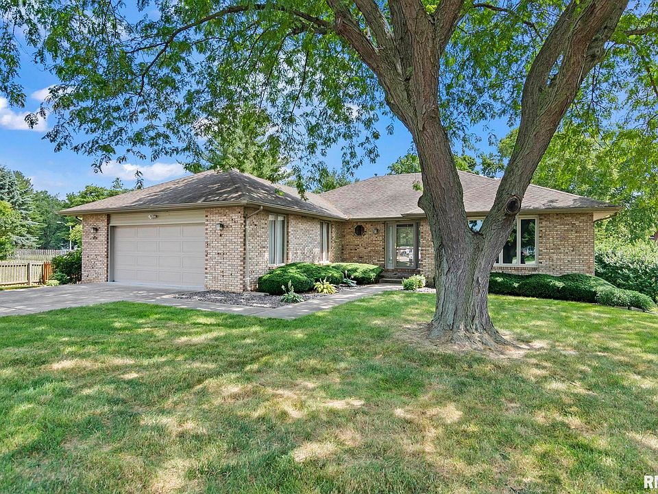 2601 Meadow Pointe Dr, Springfield, IL 62702 | Zillow