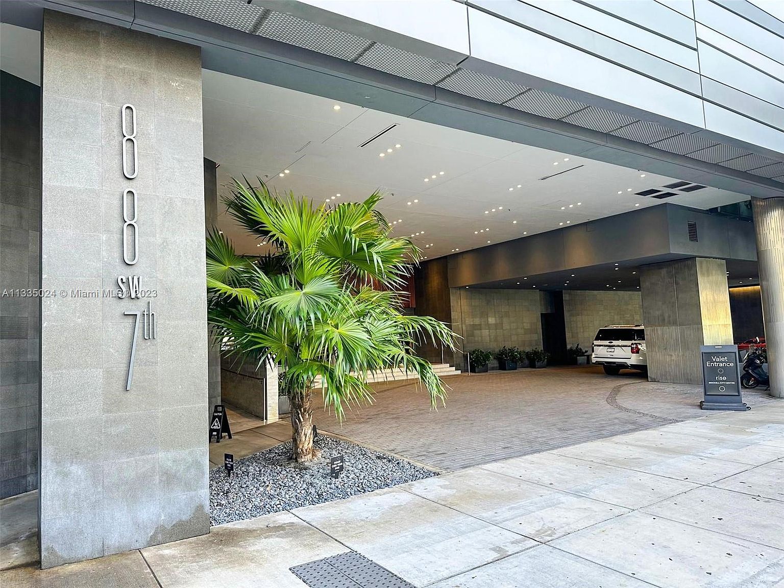 88 SW 7th St APT 1807, Miami, FL 33130 | Zillow