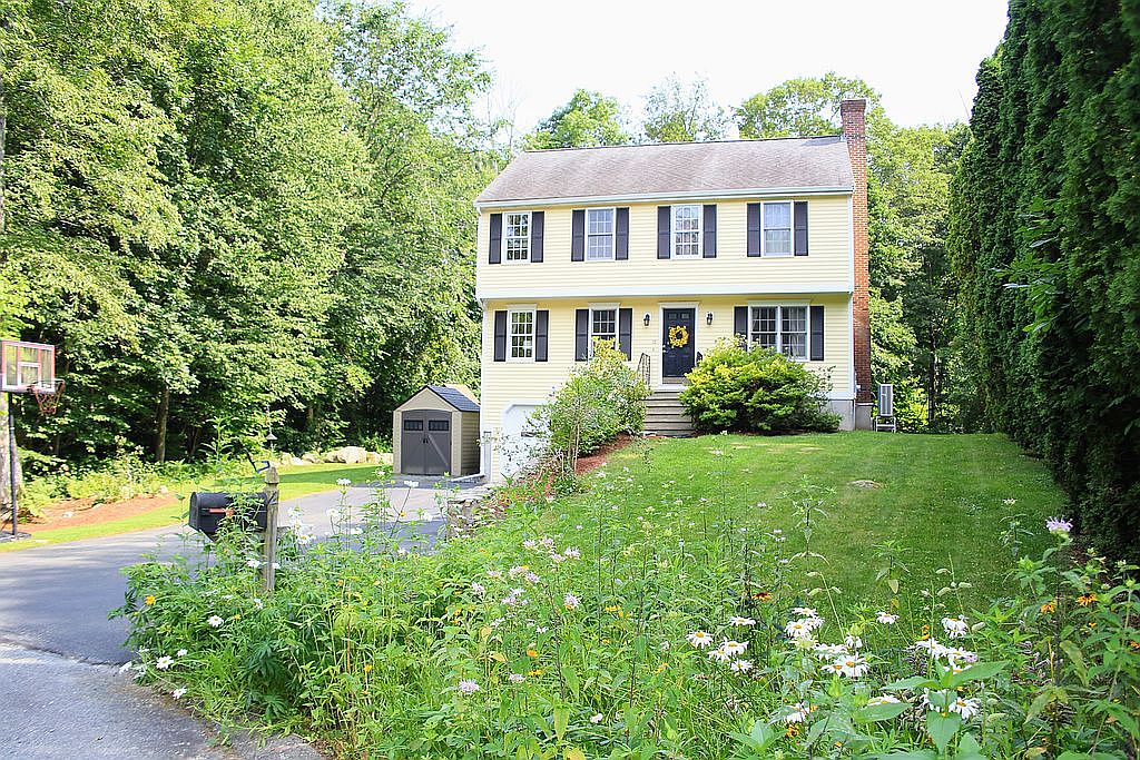 12 Kerry Ln, Hopkinton, MA 01748 | Zillow