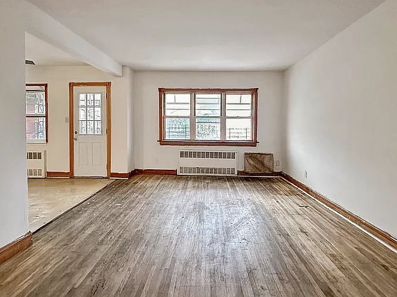 1429 E 89th St, Brooklyn, NY 11236 | MLS #22827126 | Zillow