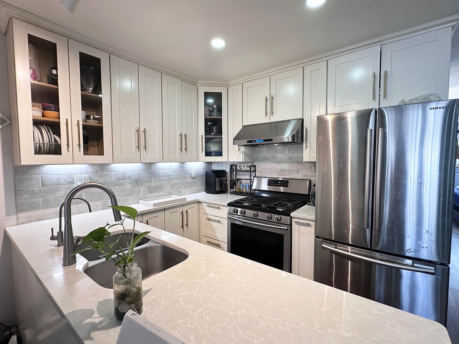 25 Alan Ter #1, Jersey City, NJ 07306 | Zillow