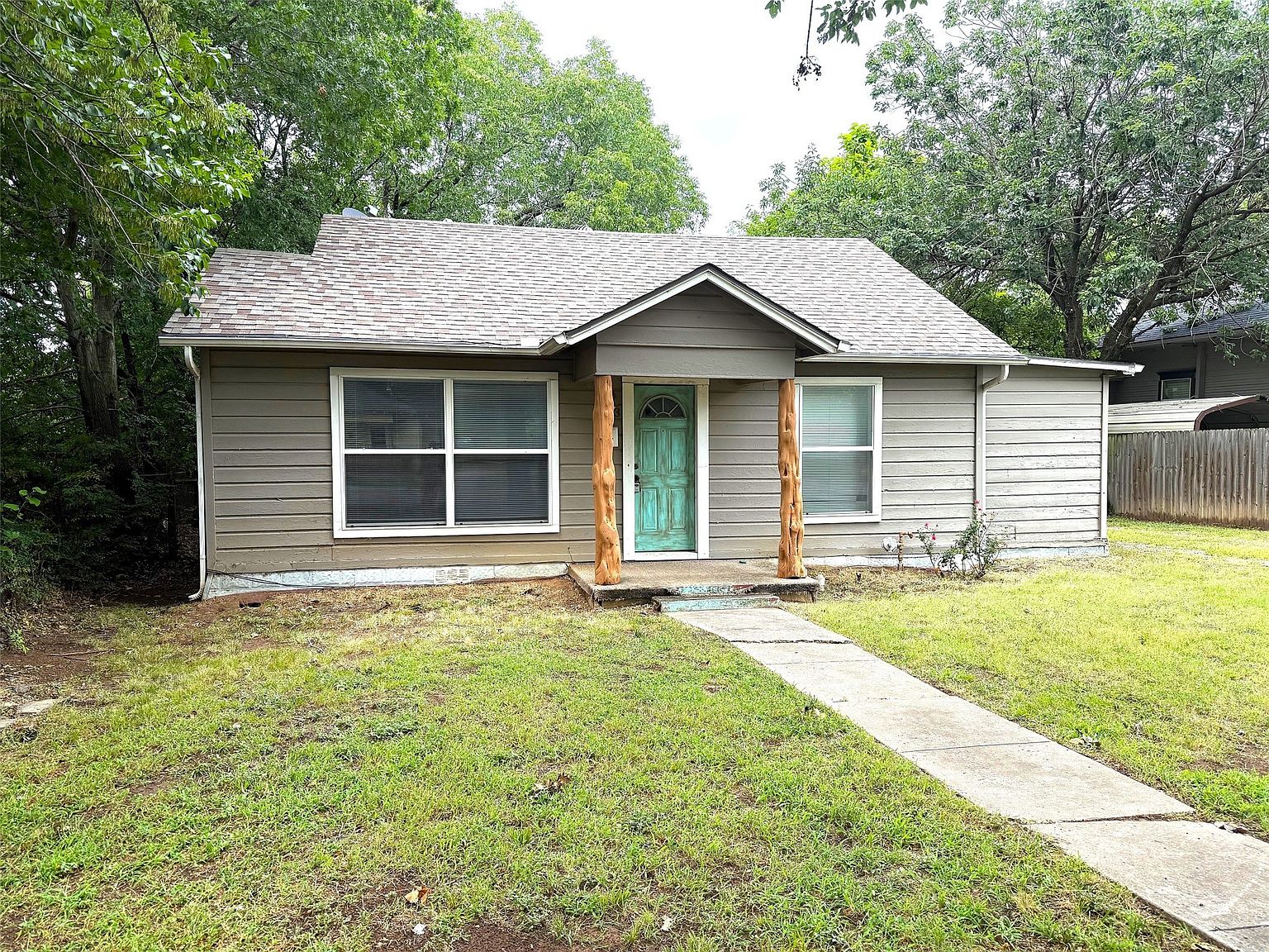 403 W Main St, Whitesboro, TX 76273 | MLS #20985896 | Zillow
