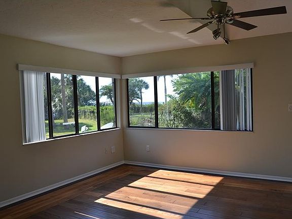 320 Bay St, Palm Harbor, FL 34683 | Zillow
