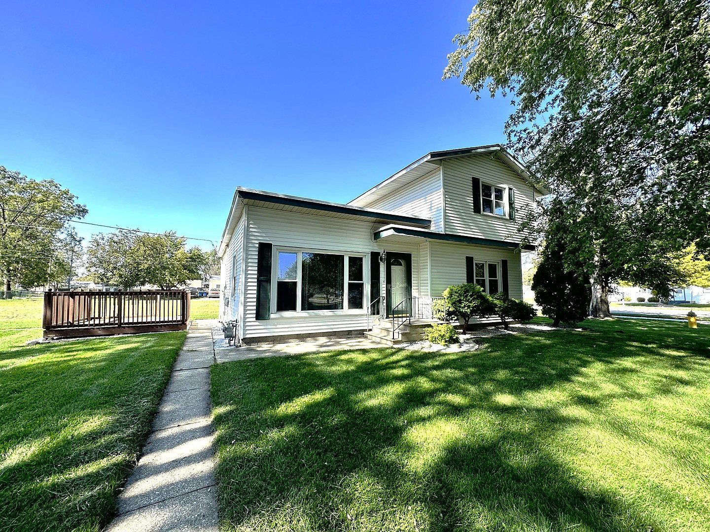 1070 E Broadway St, Bradley, IL 60915 | Zillow