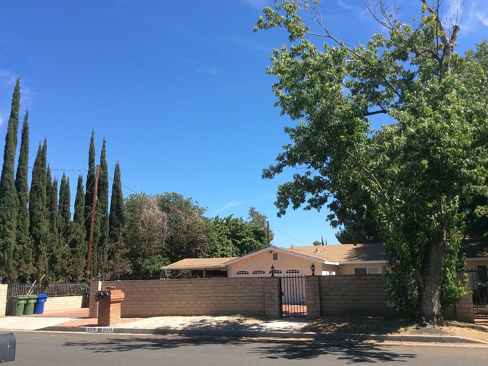 21218 Chase St, Canoga Park, CA 91304 | Zillow
