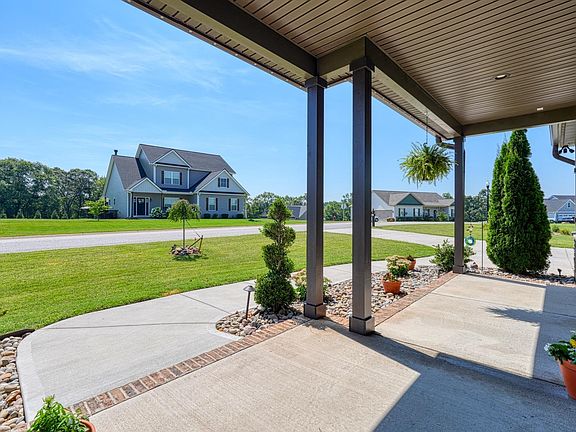 364 Terra Plains Dr, Greer, SC 29651 | Zillow