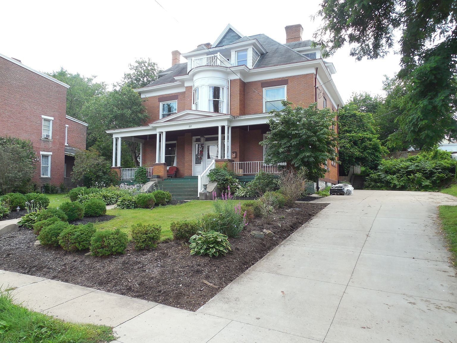 82 E Crafton Ave, Pittsburgh, PA 15205 | Zillow