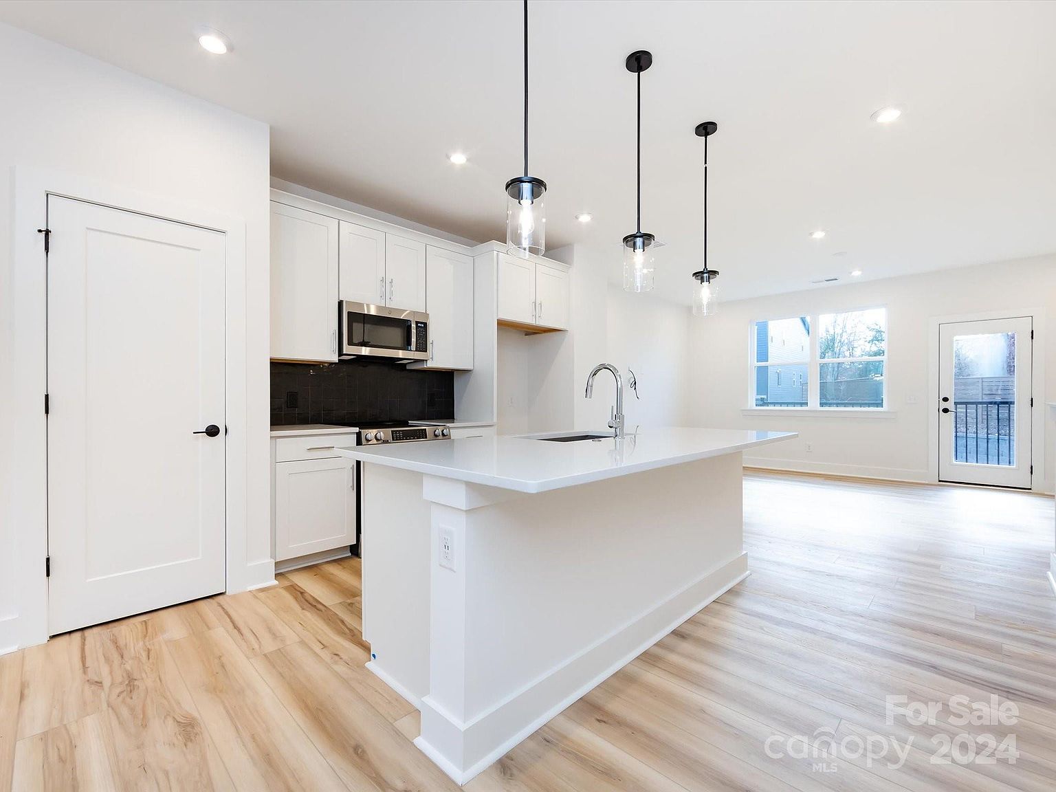 7022 Impulse Ct, Charlotte, NC 28205 [Price Cut $28,000] | Zillow