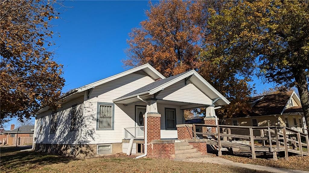 118 W Commercial St, Fairview, KS 66425 | Zillow