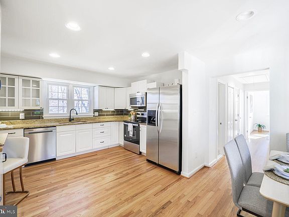 2402 Ross St, Alexandria, VA 22306 | Zillow
