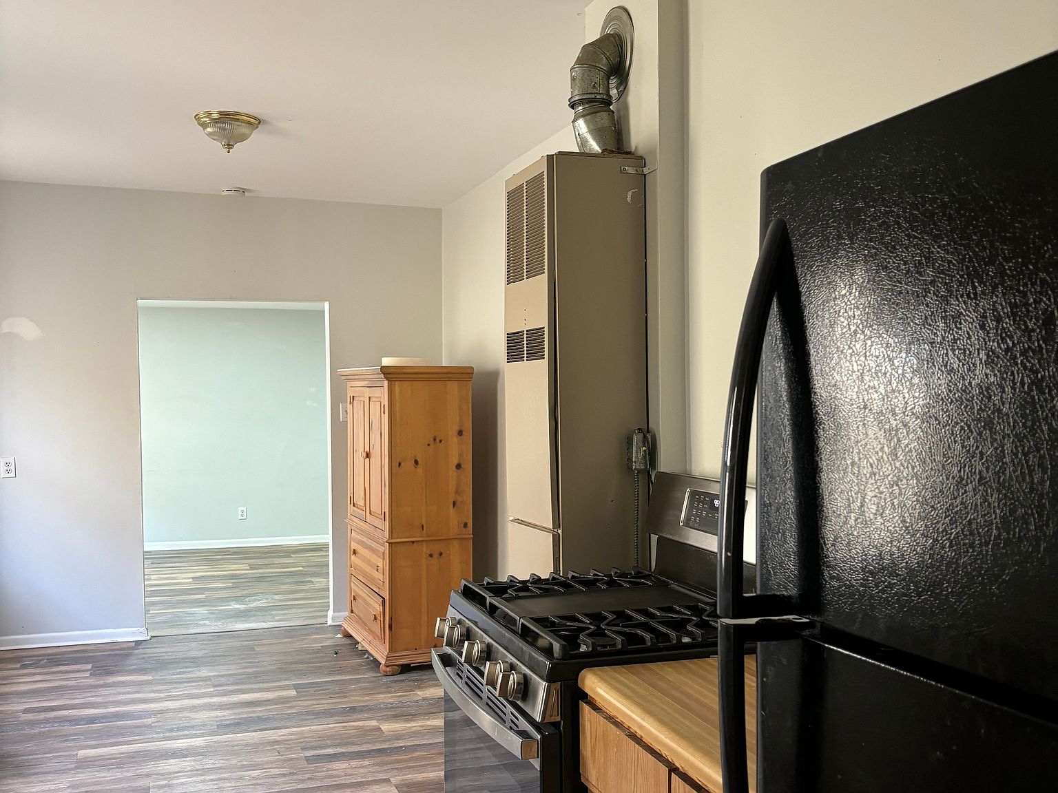 115 Round Lake Ave #2W, Mechanicville, NY 12118 | Zillow