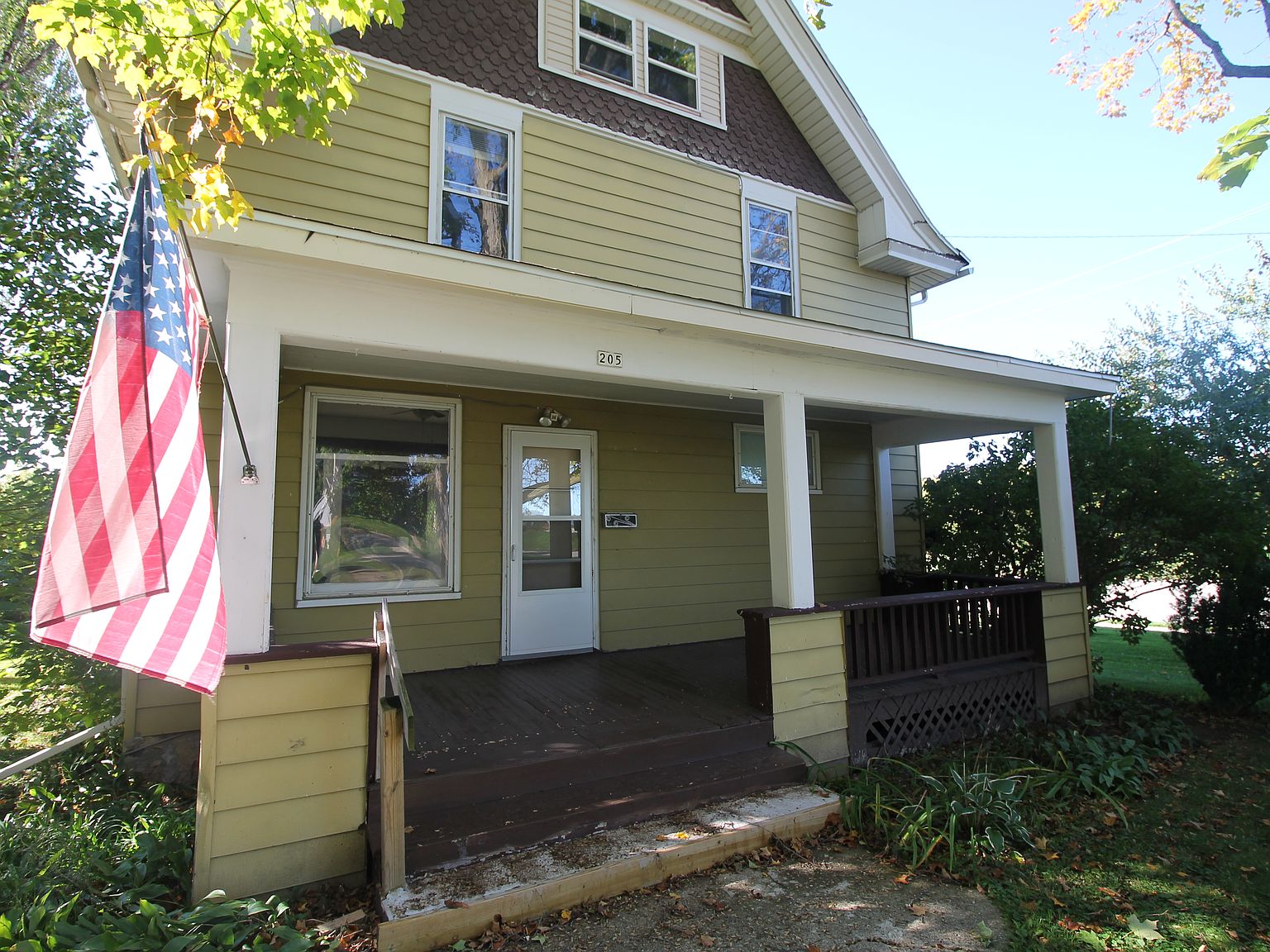 205 Linwood Ter #A, West Bend, WI 53095 | Zillow