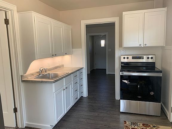 238 2nd St N, Glasgow, MT 59230 | Zillow