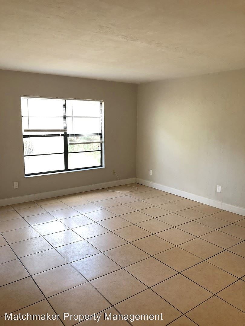 7213 SW 44th Pl APT 8, Gainesville, FL 32608 | Zillow