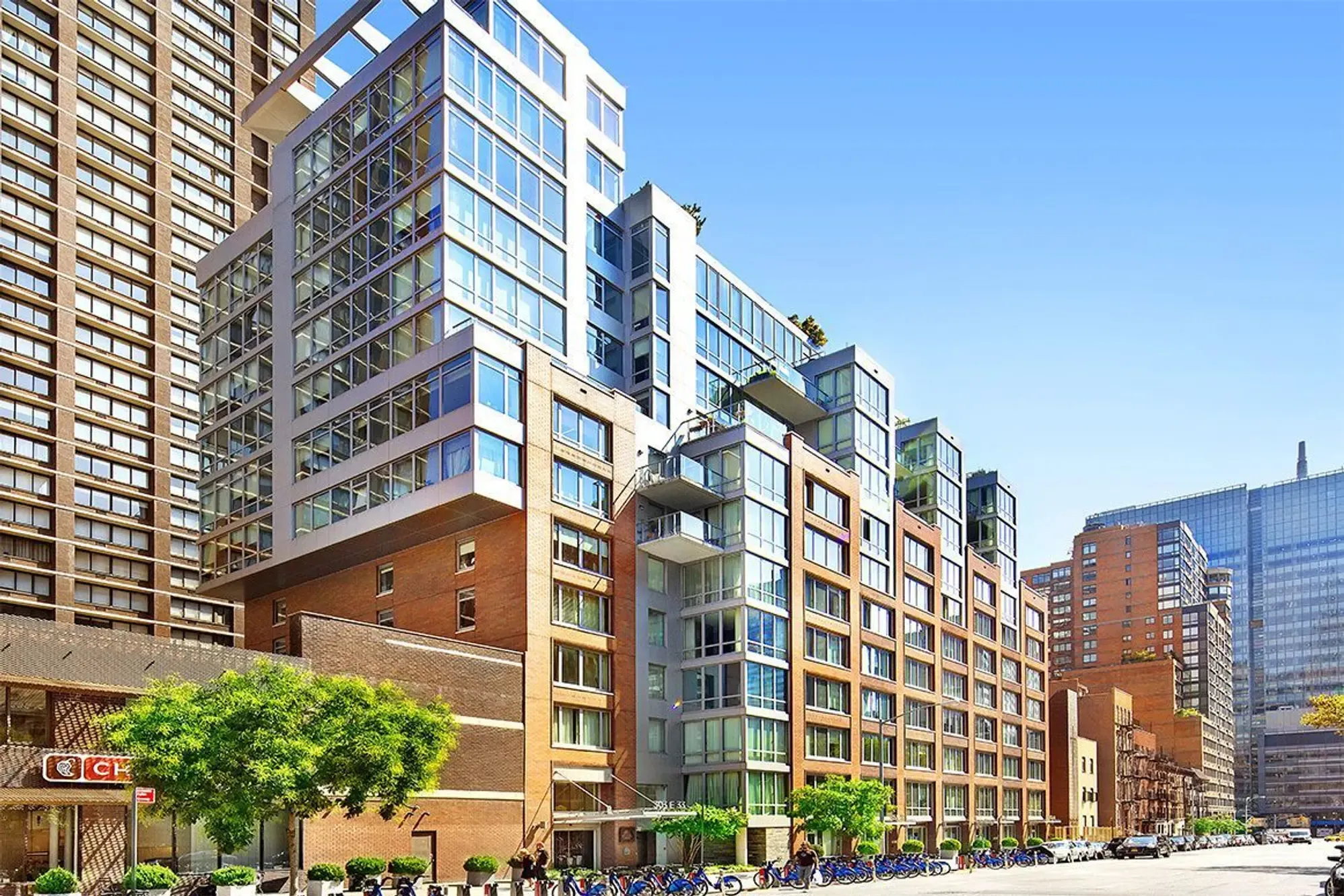 303 East 33rd Street #6D in Kips Bay, Manhattan | StreetEasy