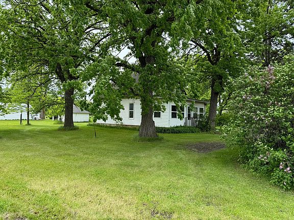 220 Minnesota St N, Plummer, MN 56748 | Zillow
