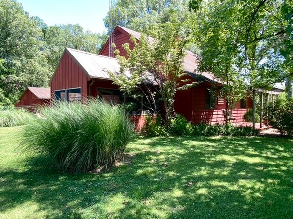 Flora Real Estate - Flora IL Homes For Sale | Zillow