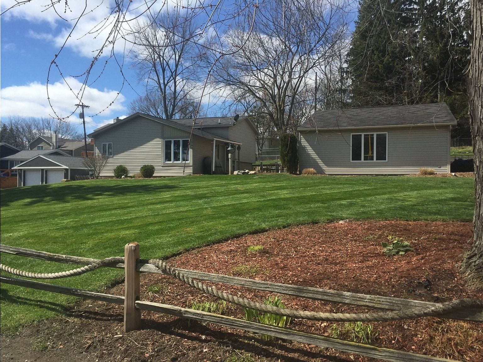 960 Stratton Dr, Waterford, MI 48328 | Zillow