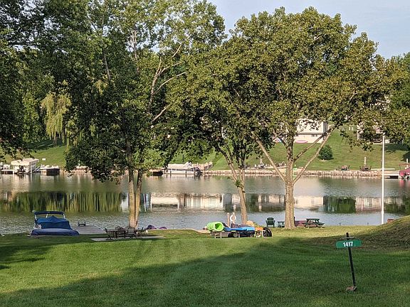 1360 Pier Dr, Davis, IL 61019 | MLS #202500911 | Zillow