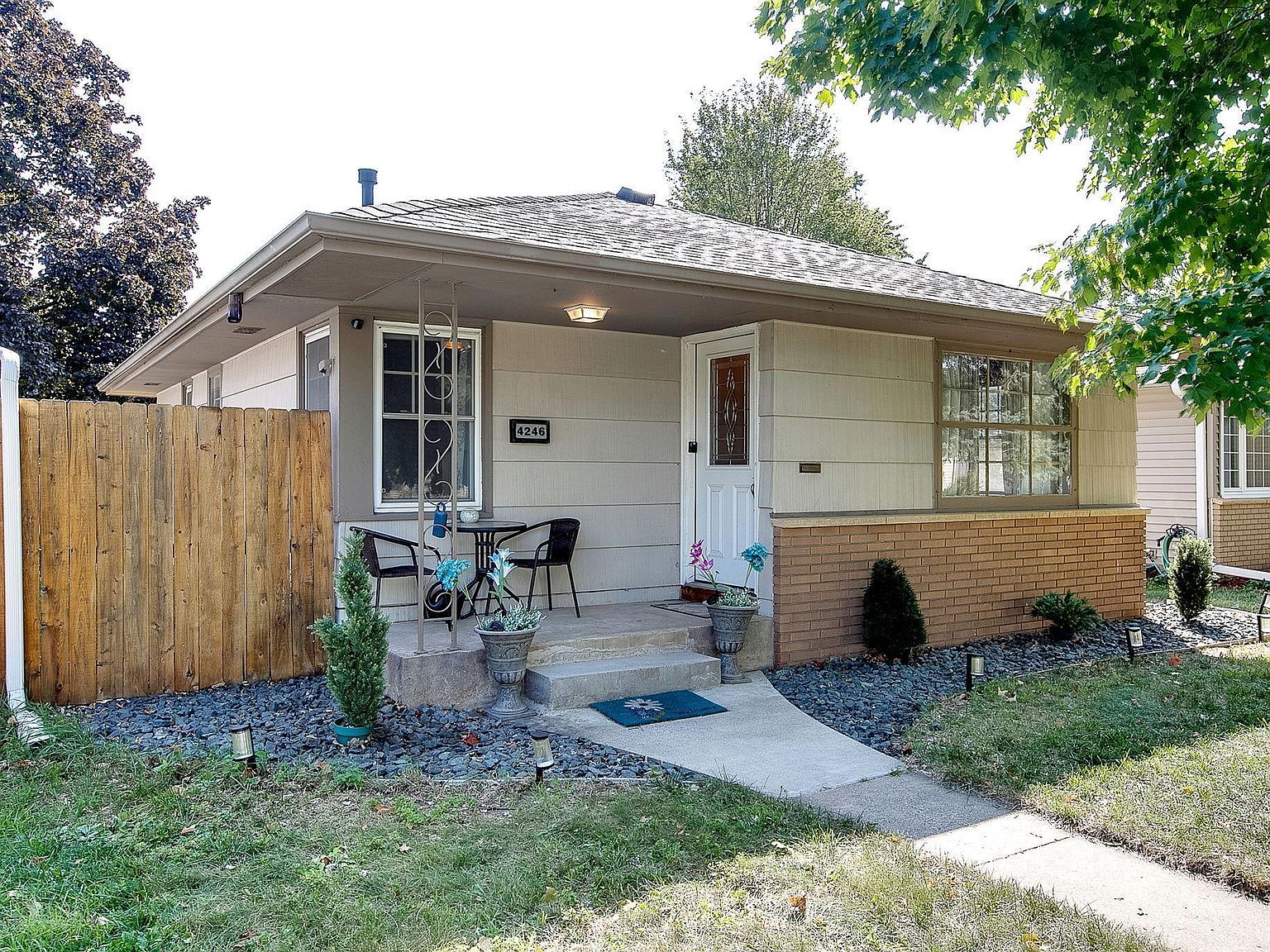 4246 Welcome Ave N, Crystal, MN 55422 | MLS #6518288 | Zillow