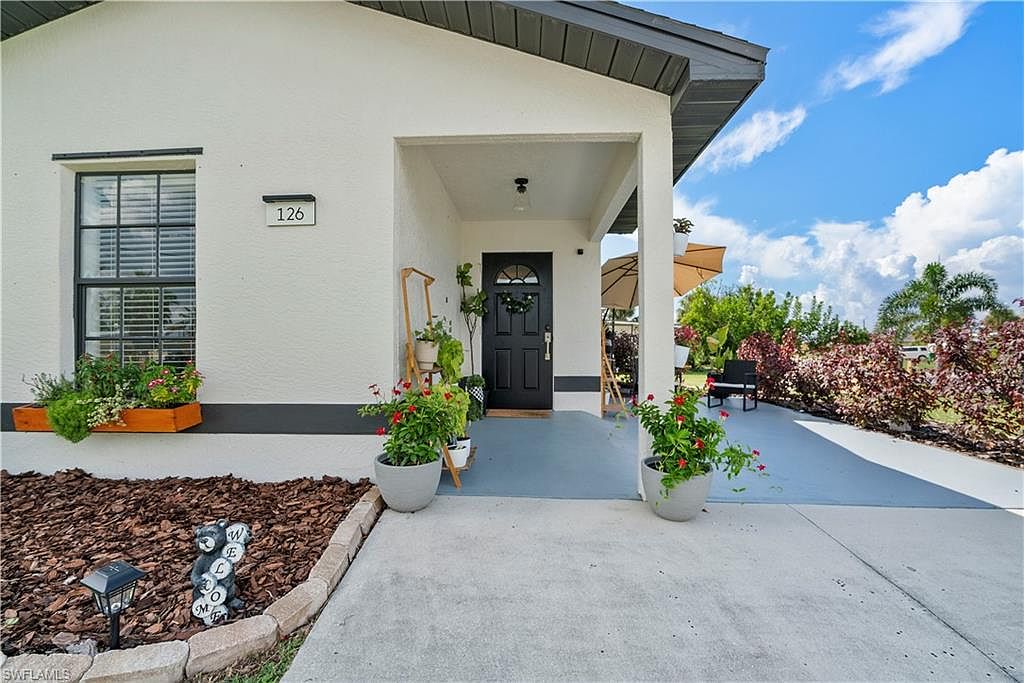 126 Palmetto Cir NE, Pt Charlotte, FL 33952 | MLS #224009159 | Zillow