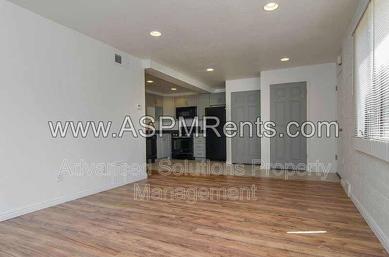 619-623 E 5th Ave UNIT 9, Salt Lake City, UT 84103 | Zillow