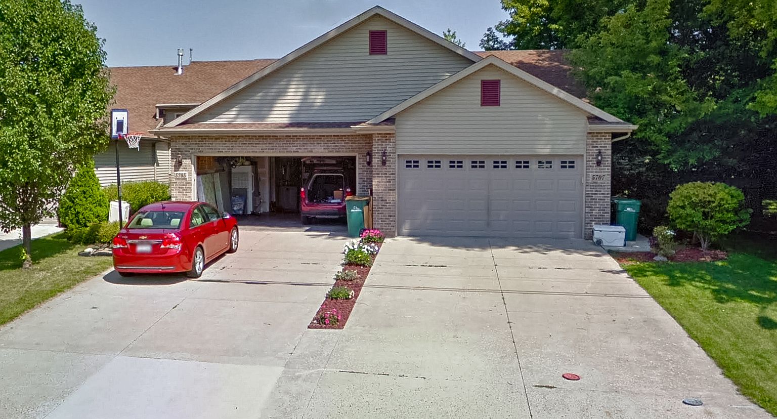 5707 Lake Edge Rd, Mc Farland, WI 53558 | Zillow