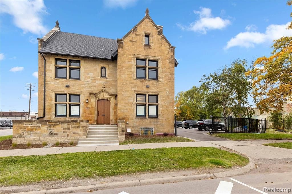 3040 E Grand Blvd #201, Detroit, MI 48202 | Zillow
