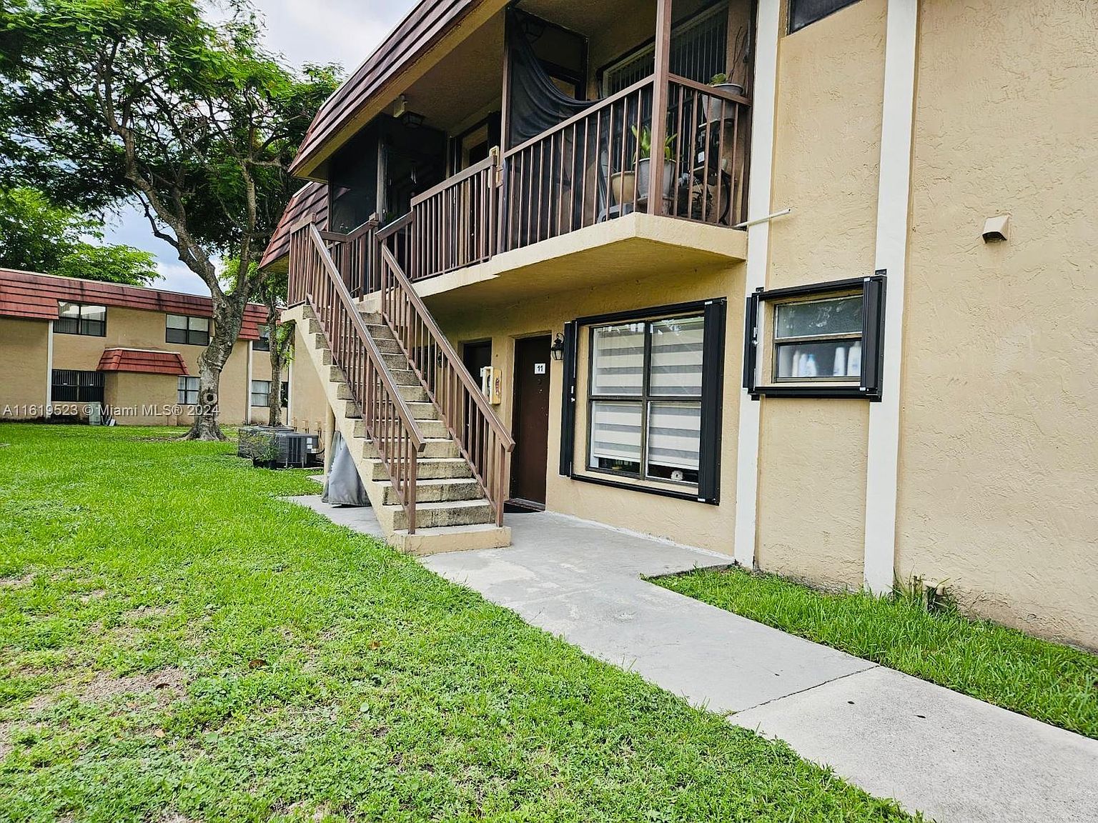 14933 SW 104th St APT 23-11, Miami, FL 33196 | Zillow