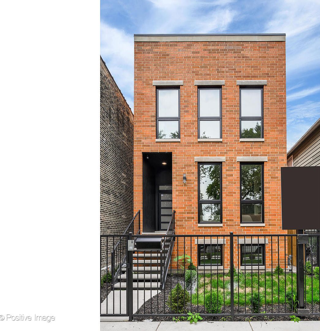 2134 W Superior St, Chicago, IL 60612 | Zillow