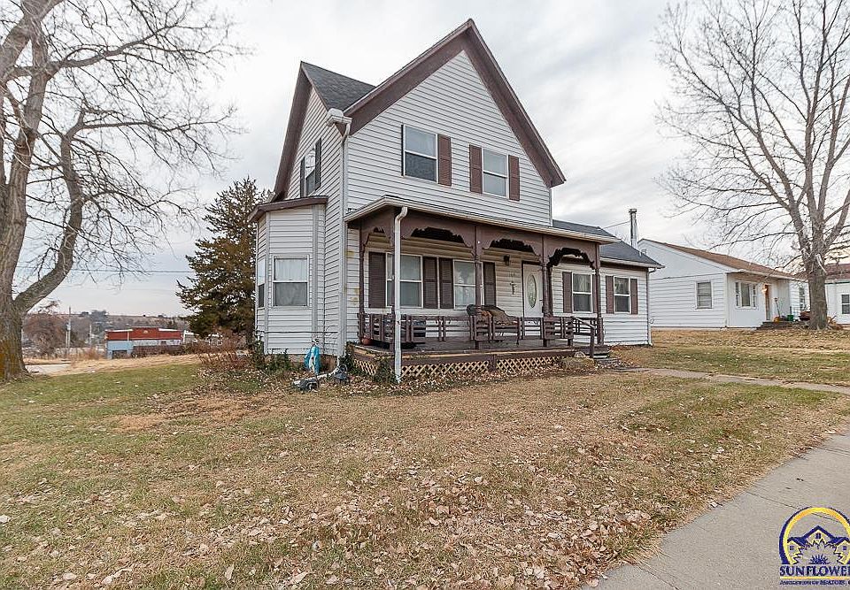 109 W 4th St, Onaga, KS 66521 | MLS #227101 | Zillow
