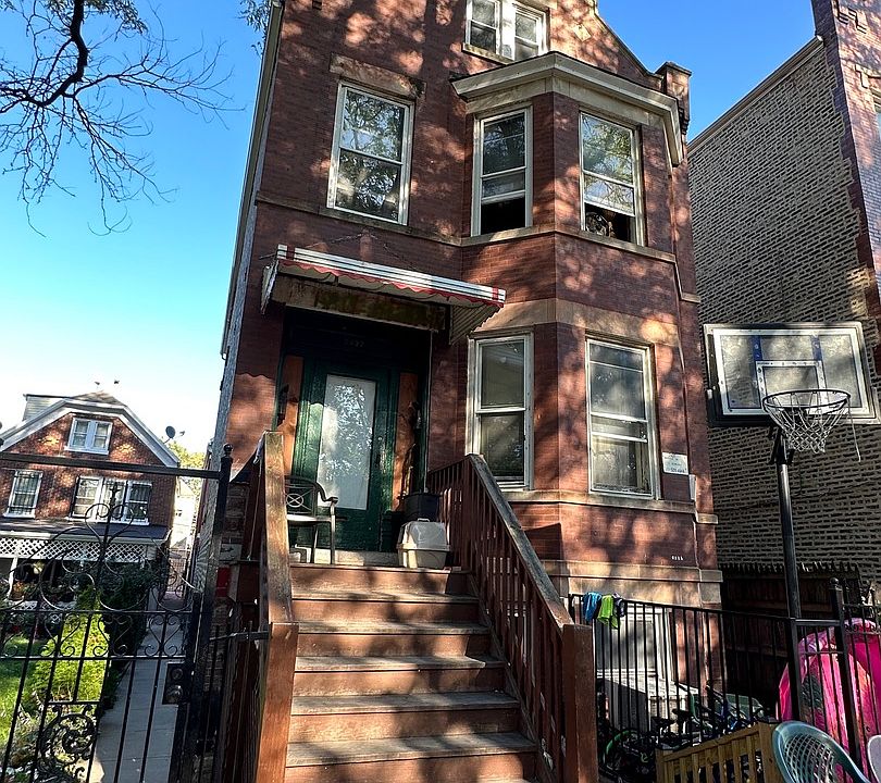 2437 S Troy St, Chicago, IL 60623 | Zillow