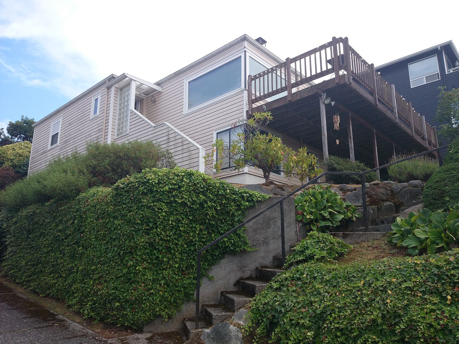 4017 SW Holly St, Seattle, WA 98136 | Zillow