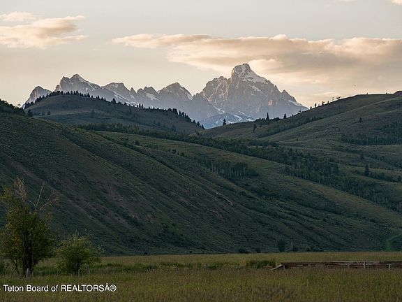 Spring Gulch Rd, Jackson, WY 83001 | MLS #22-2097 | Zillow