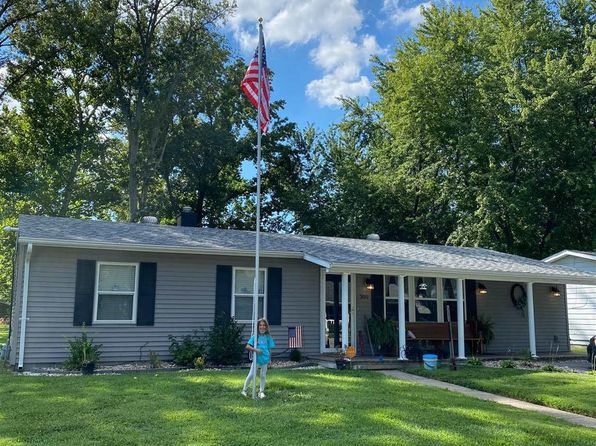 Centralia Real Estate - Centralia IL Homes For Sale | Zillow