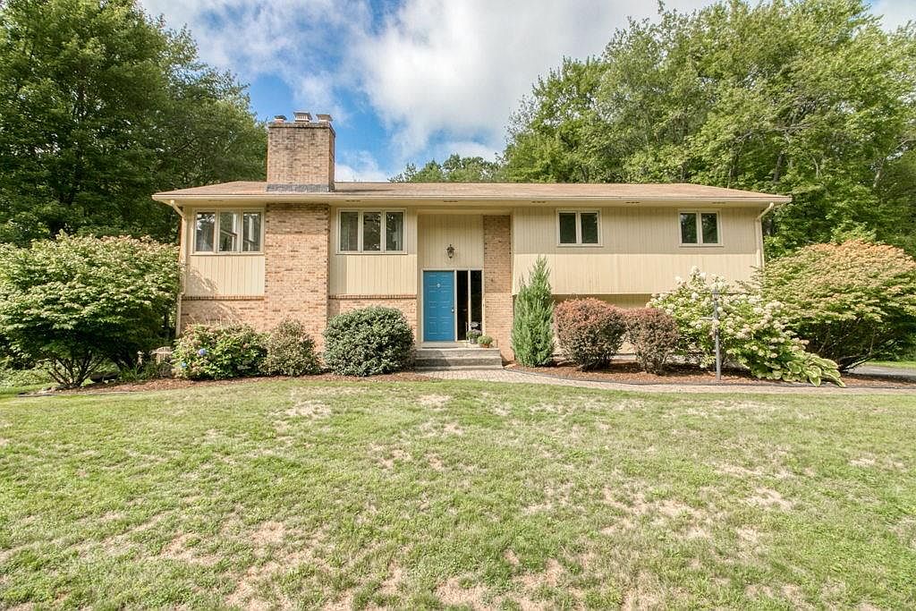 7 High Meadow Dr, West Springfield, MA 01089 | Zillow