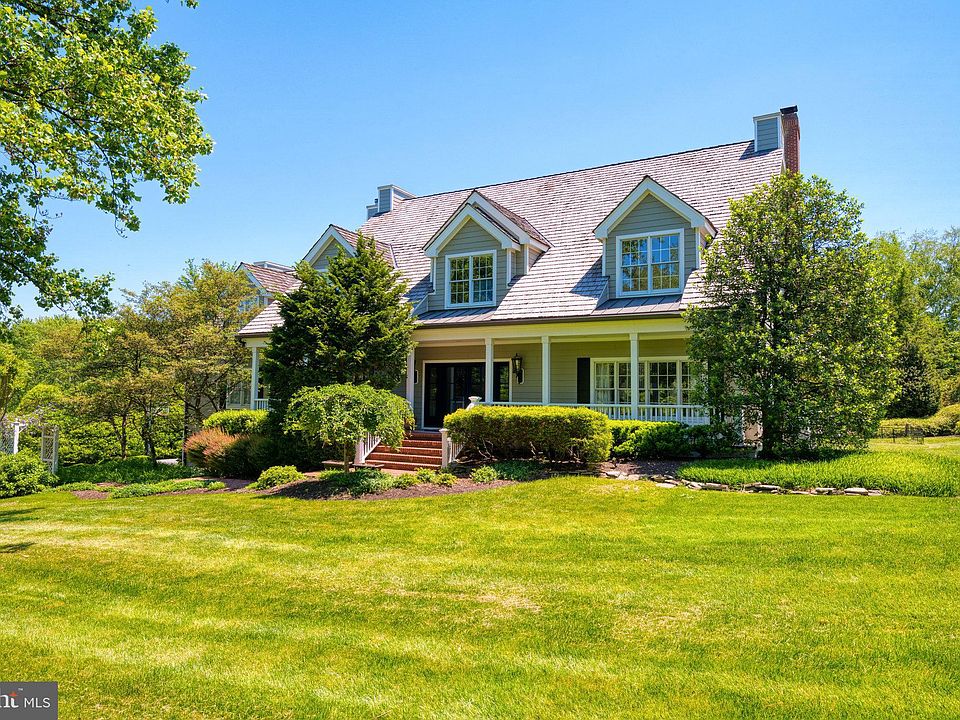 539 Springvale Rd, Great Falls, VA 22066 | Zillow