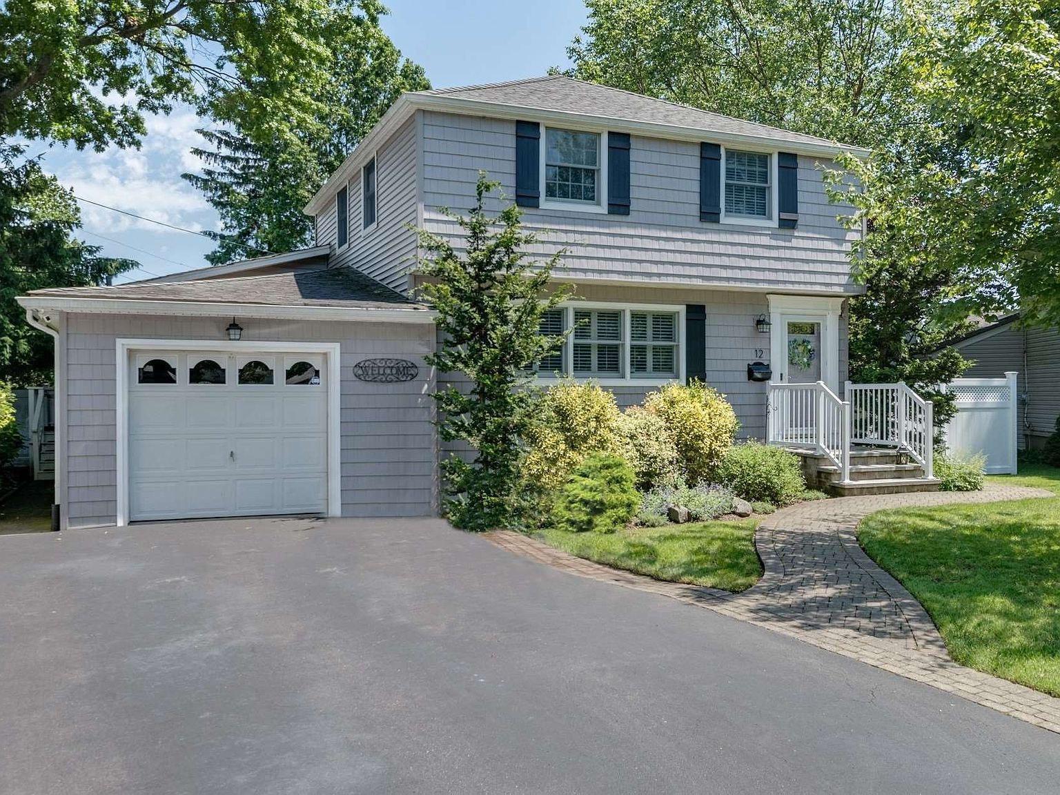 12 Alton Court, Merrick, NY 11566 | Zillow