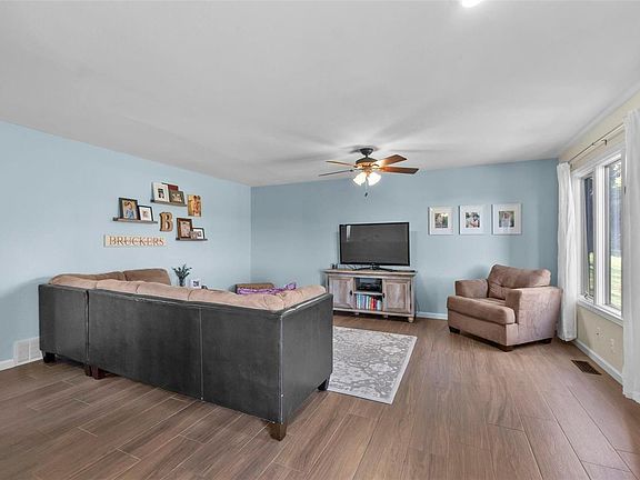 1463 Watson Dr, Jackson, MO 63755 | Zillow