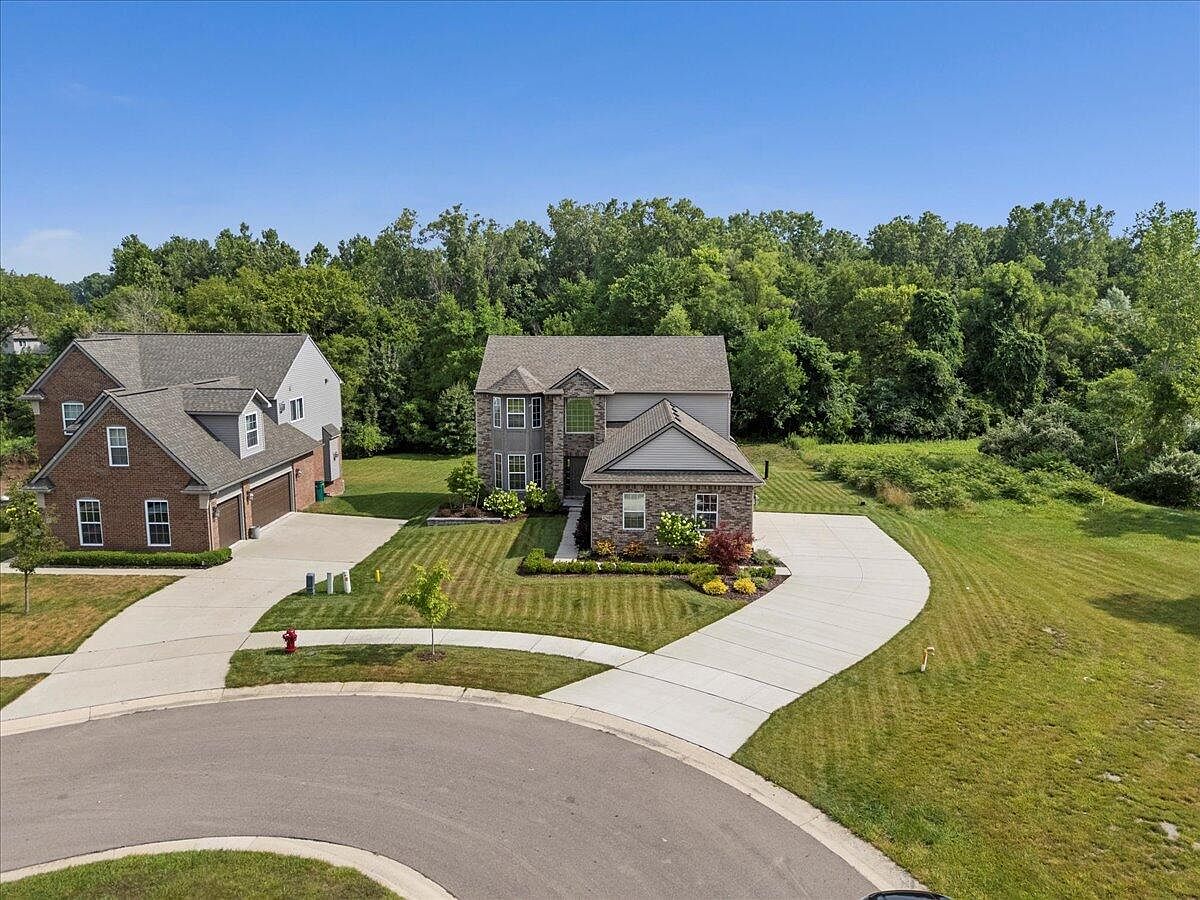 42940 Lexington Ct, Belleville, MI 48111 | Zillow