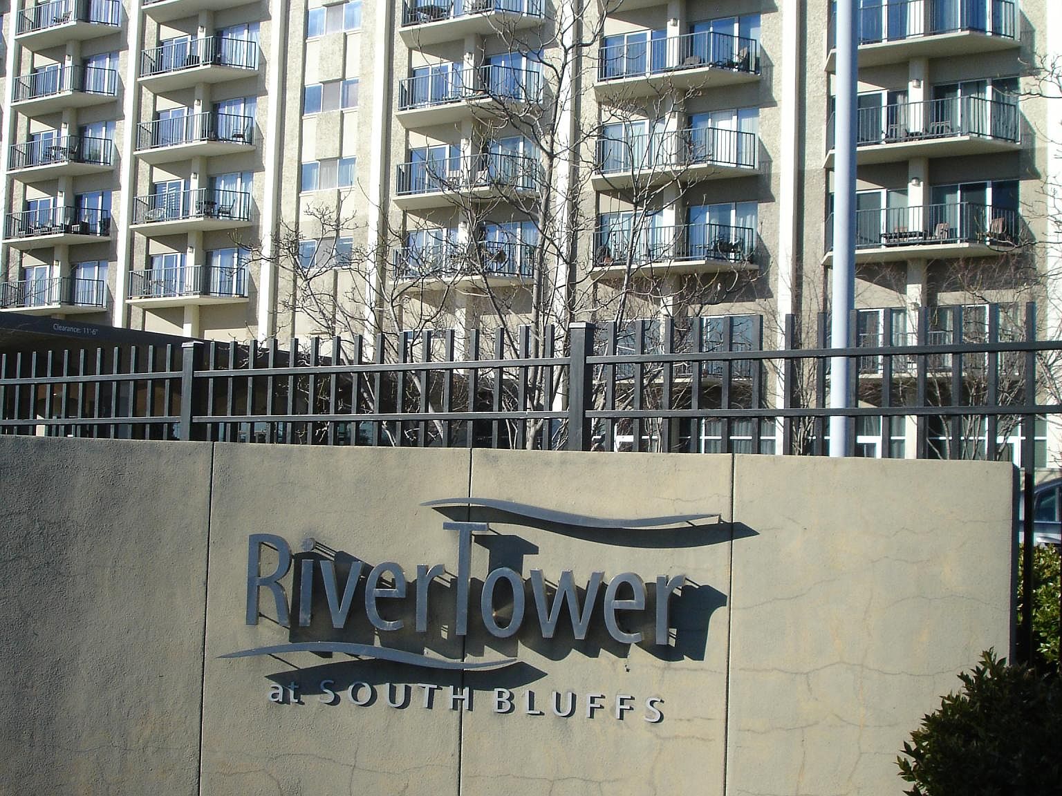 655 S Riverside Dr APT 205B, Memphis, TN 38103 | Zillow