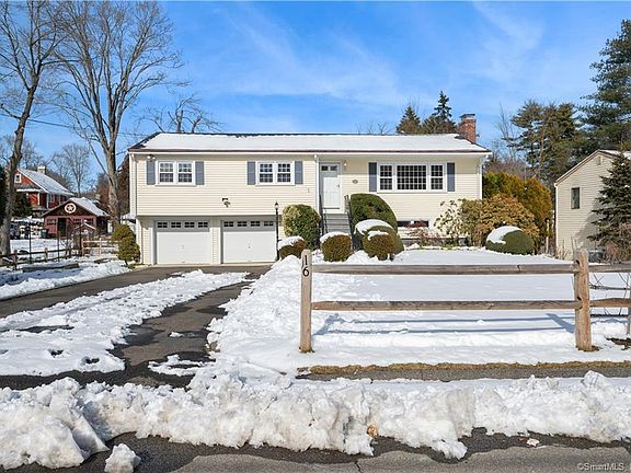16 Perna Ln, Stamford, CT 06903 | Zillow