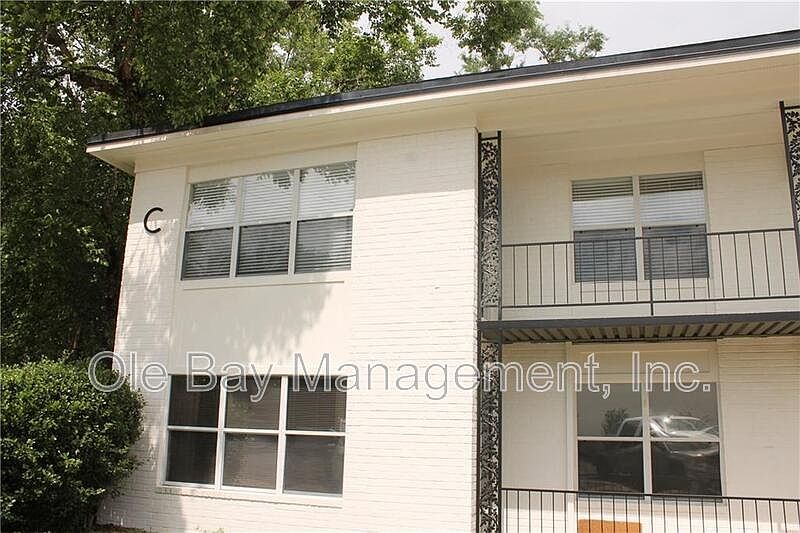 4009 Old Shell Rd APT C2, Mobile, AL 36608 | Zillow