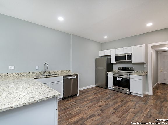 427 E SOUTHCROSS BLVD, San Antonio, TX 78214 | MLS #1715650 | Zillow