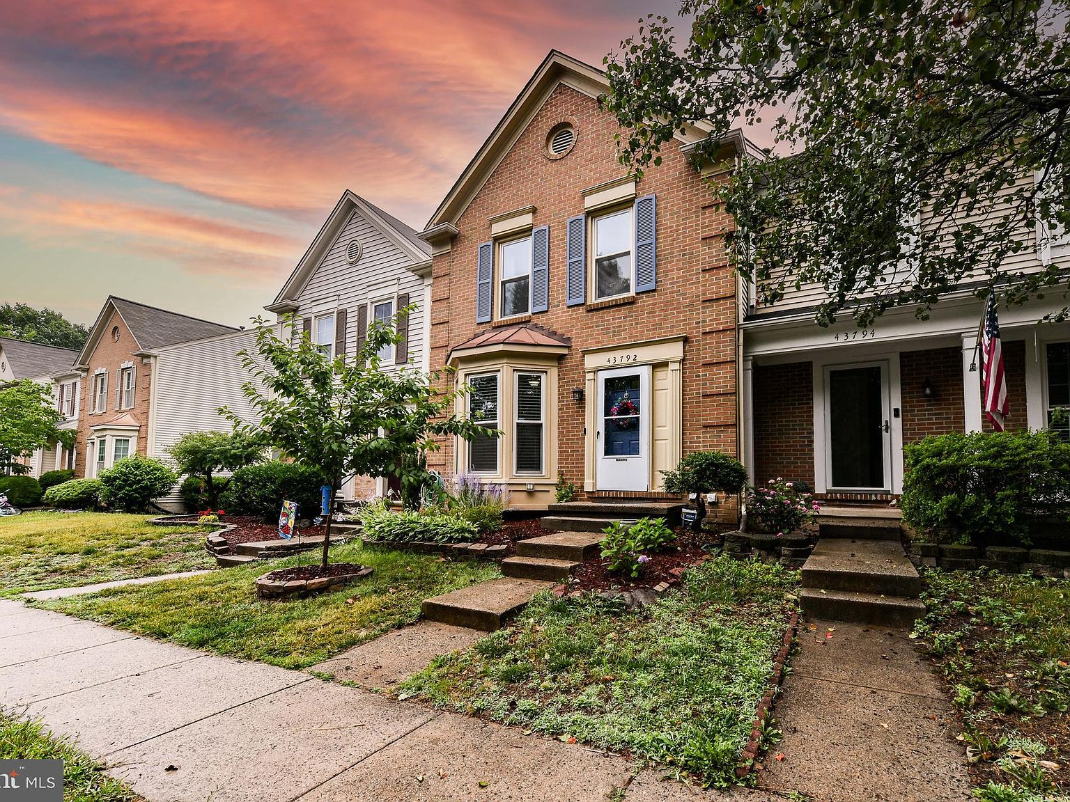 43792 Laburnum Sq, Ashburn, VA 20147 | Zillow