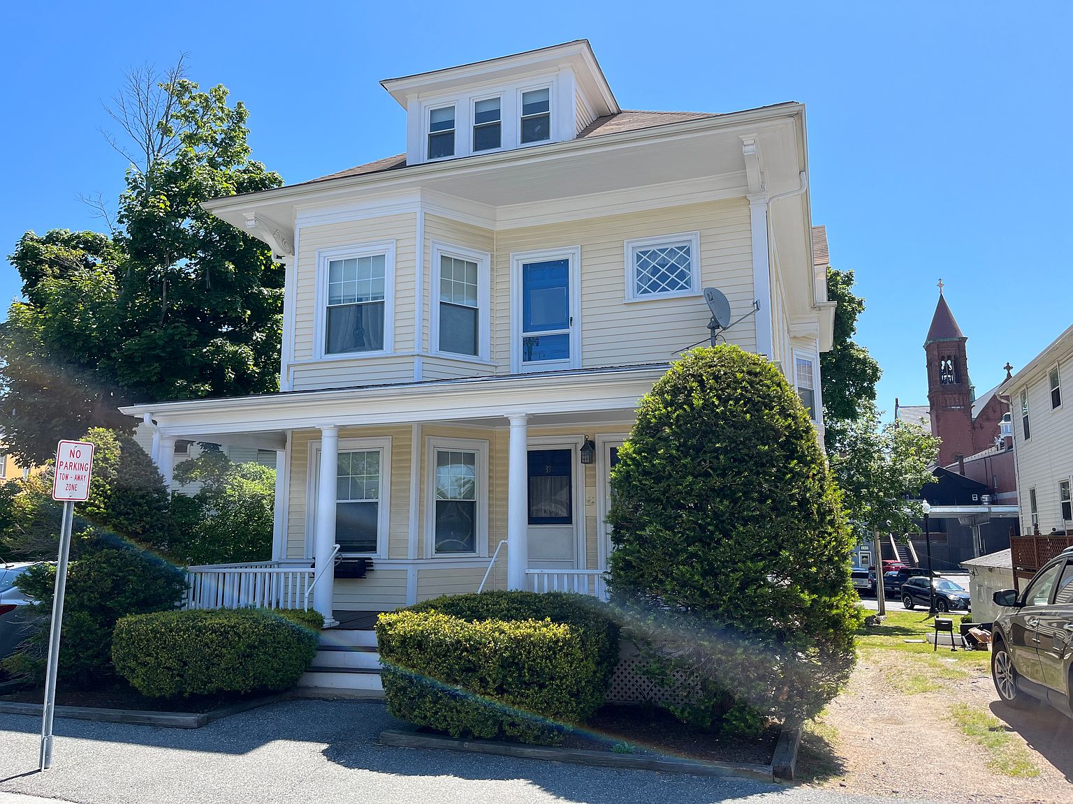 31-33 Chapman St #3, Beverly, MA 01915 | Zillow