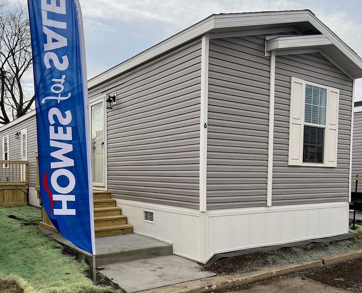 6 Cedar Rd, La Grange, IL 60525 | Zillow