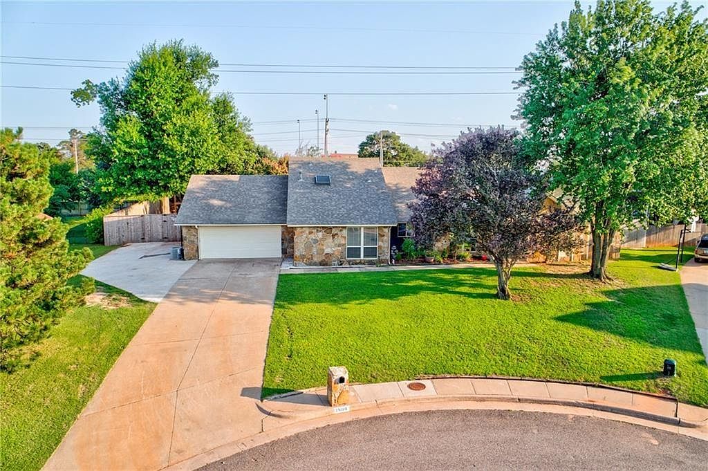 1800 Nighthawk Ct, Edmond, OK 73034 | Zillow