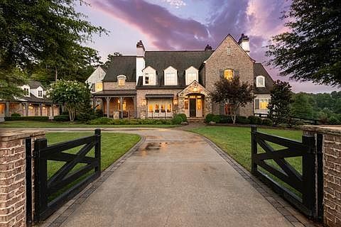 725 Cogdell Rdg, Milton, GA 30004 | Zillow