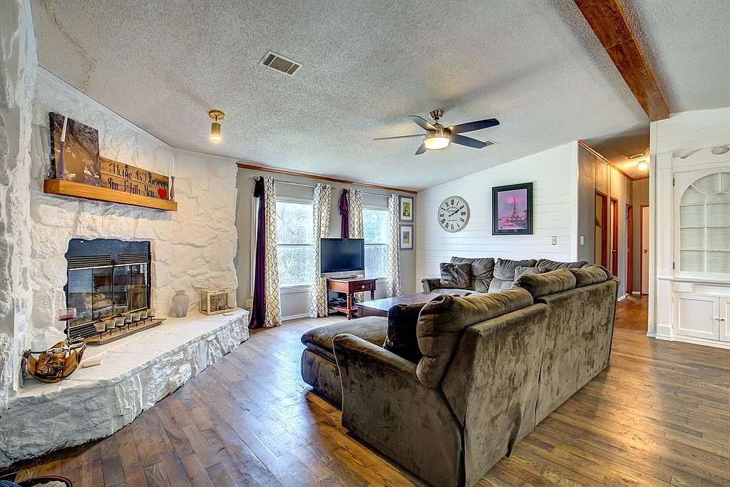 5412 County Road 3209, Campbell, TX 75422 | Zillow